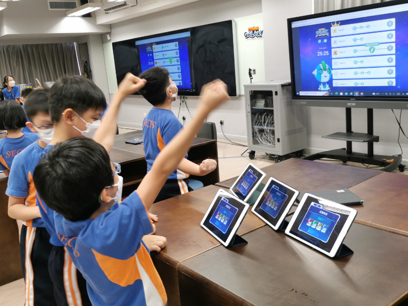 Learning App – Coding Galaxy